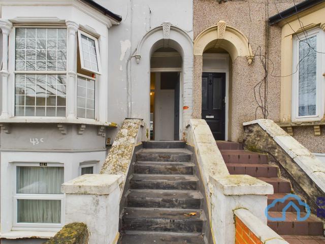 apartment in RM1 Clova Road | Forest Gate | London | E7 9AQ