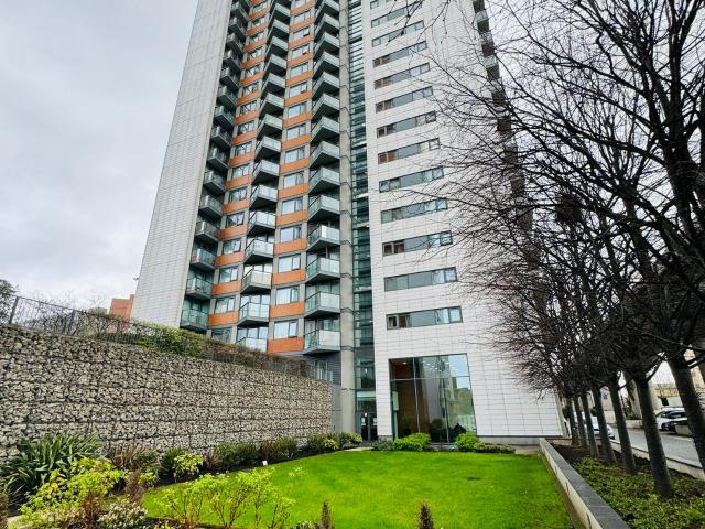 apartment in RM2 Blackwall Way | Canary Wharf | London | E14 9GN