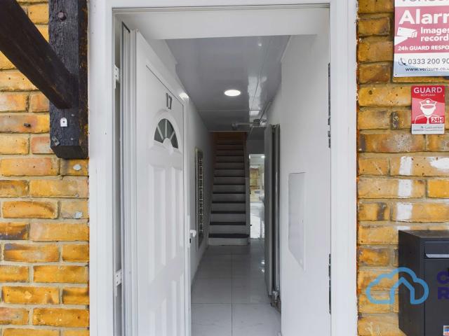 apartment in RM3 Barmeston Road | Catford | London | SE6 3BJ