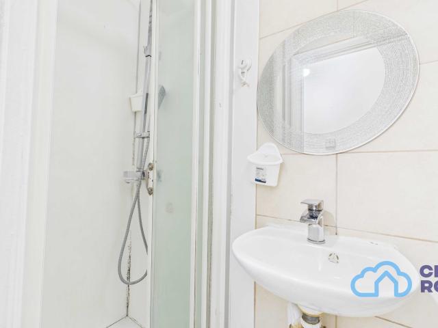 apartment in RM3 Devons Road | Bow Common | London | E3 3RG