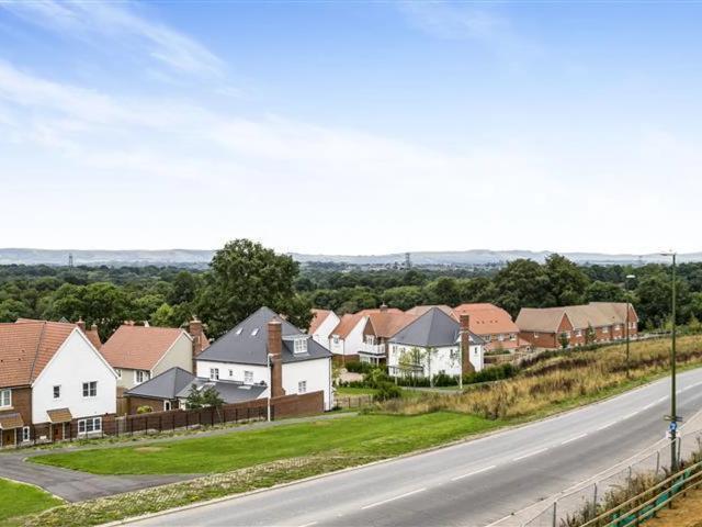 apartment in Rocky Lane Haywards Heath