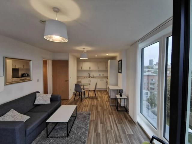 apartment in Roosevelt Apts Lexington Gardens