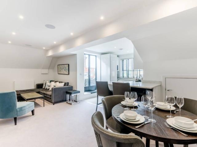 apartment in Rainville Road