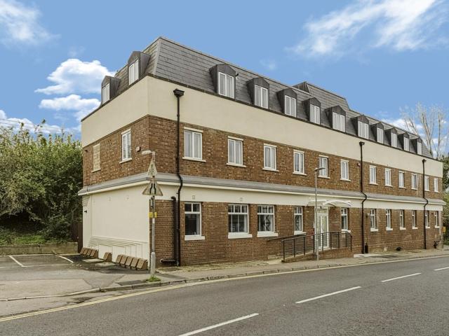 apartment in Redemption Court, Knebworth, SG3