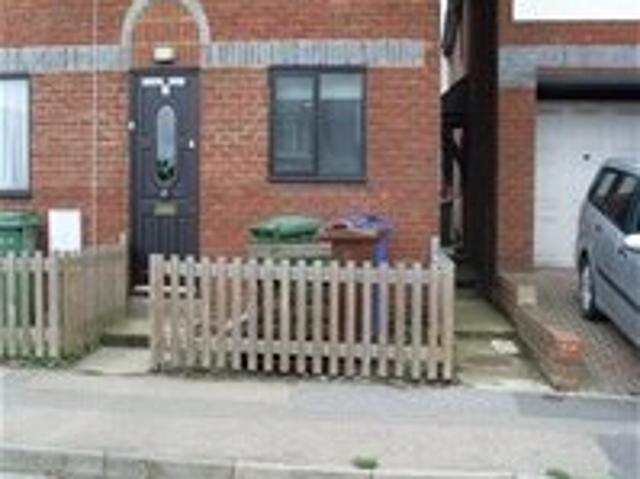 apartment in Regents Court, Aveley, Essex, RM15