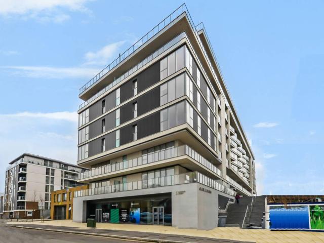 apartment in River Gardens Walk