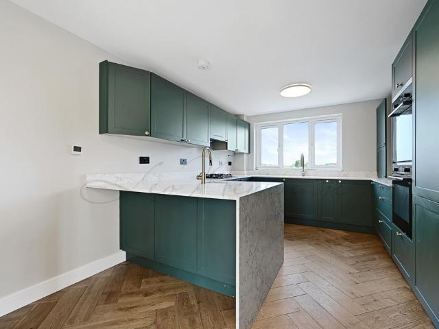 apartment in Woodlands, London, NW11