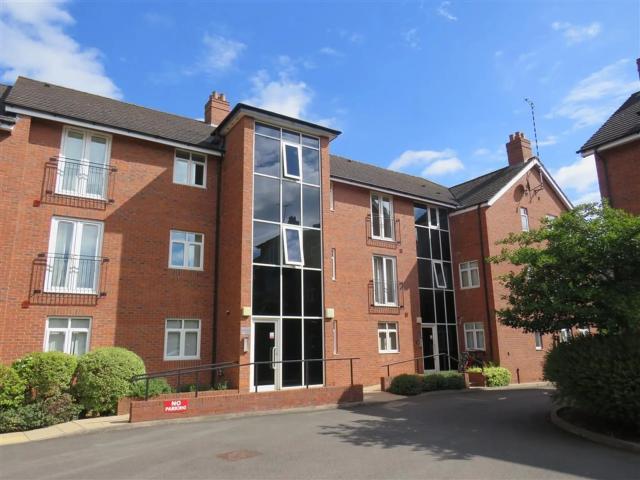 apartment in Woodville Court Warwick