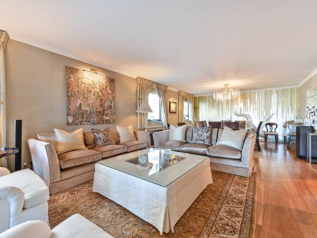 apartment in Waterside Point, Anhalt Road