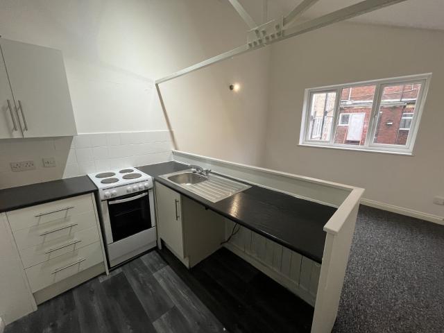 apartment in Waterside View DY13