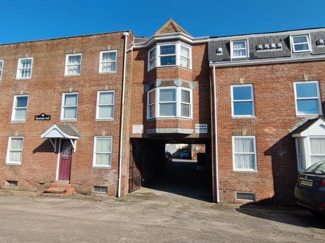apartment in weymouth