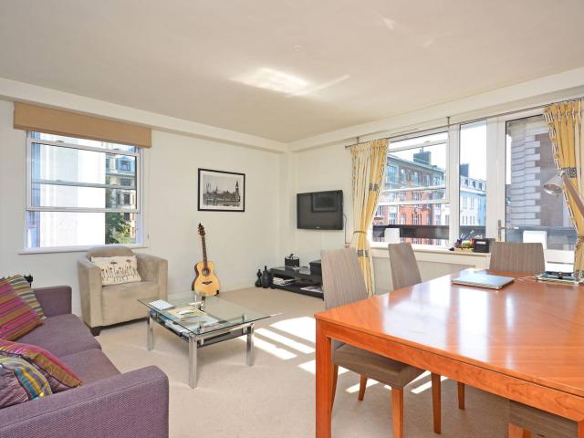 apartment in Weymouth Street