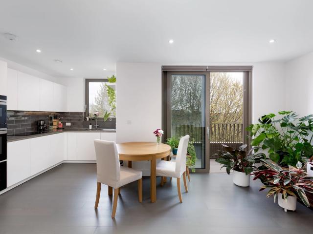 apartment in Wentworth Street, London, E1