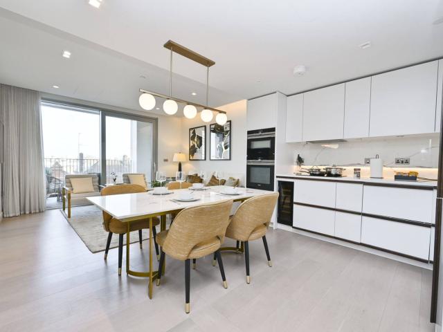 apartment in West End Gate