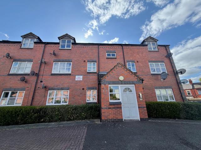 apartment in Westleigh close Abington