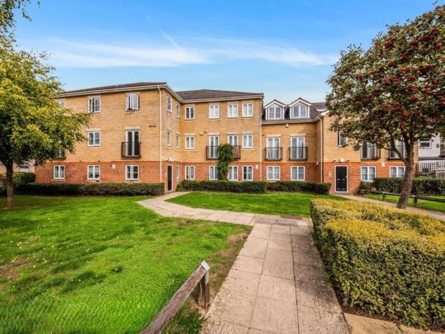 apartment in Whitstable Place, Croydon, CR0 1