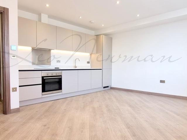 apartment in Widmore Road, Bromley, BR1