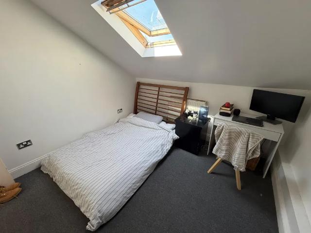 apartment in Wilbury Road