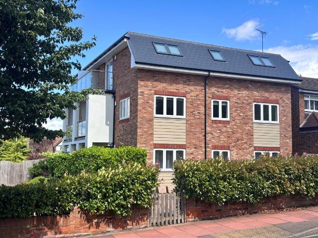 apartment in Winchester Road, Bromley