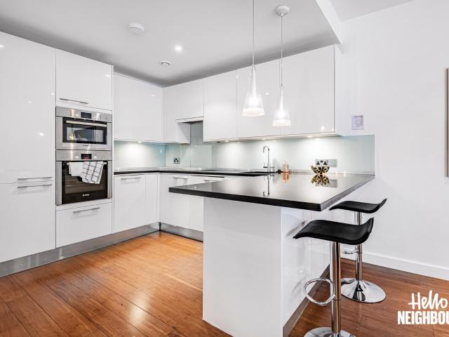apartment in Tavistock Crescent