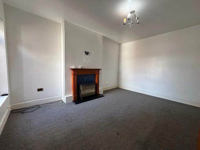 apartment in Thanet Street, Clay Cross, Chesterfield, S45