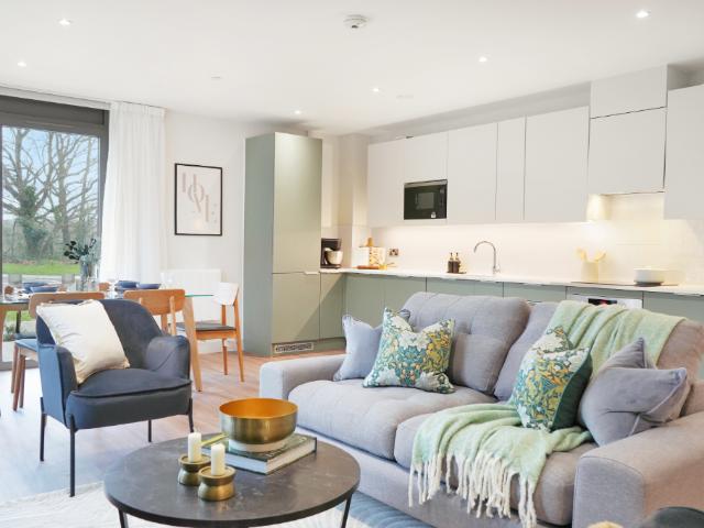 apartment in The Oakgate, Surrey, KT22 7RZ