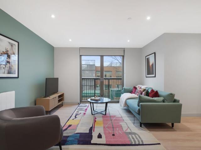 apartment in The Oakgate, Surrey, KT22 7RZ