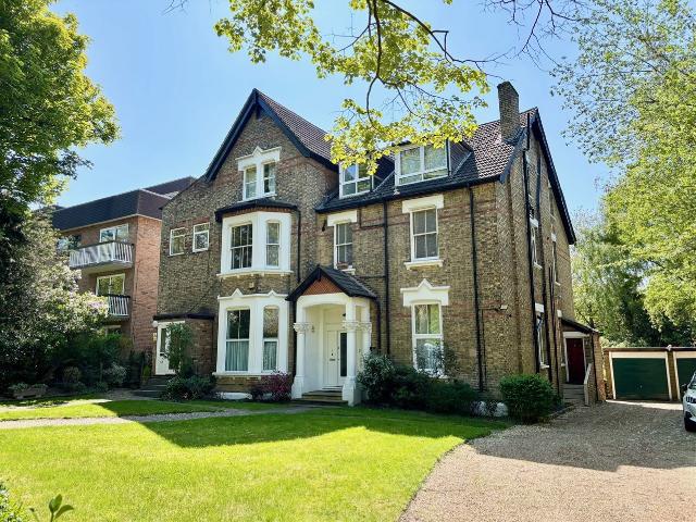 apartment in The Avenue, Beckenham