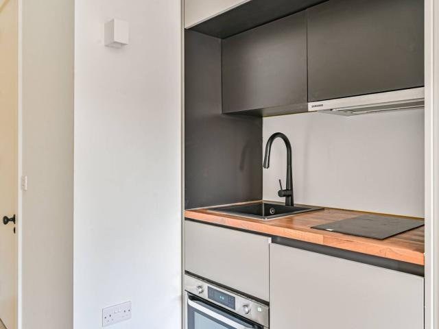 apartment in The Antigallican