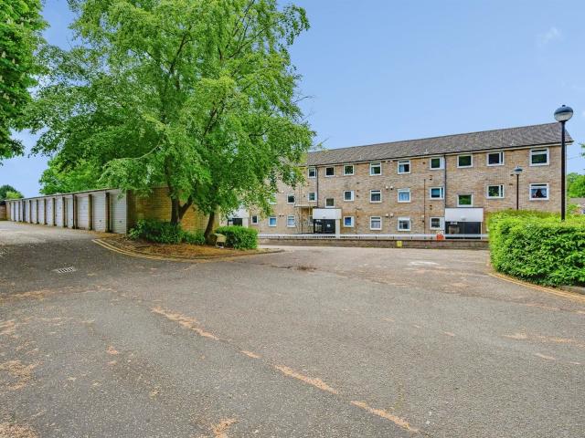 apartment in The Cornfields HP1