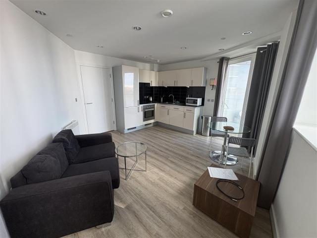 apartment in The Heart, Media City Uk, Salford