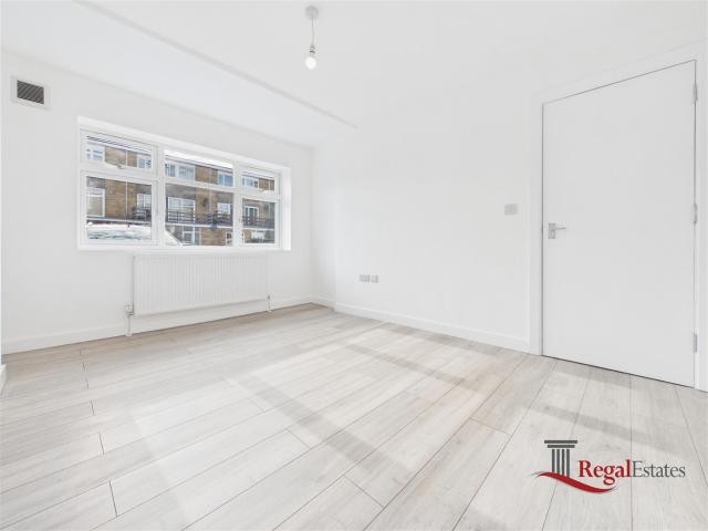 apartment in The Leadings, Wembley, London, HA9 9DT