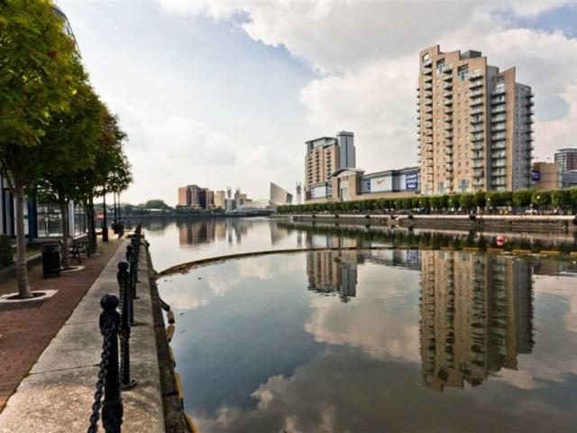 apartment in The Quays, M50