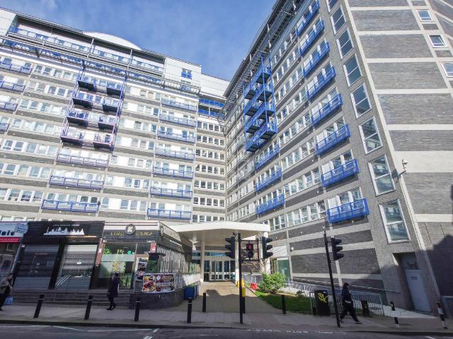 apartment in The Vista Building, Calderwood Street, Woolwich, London, SE18