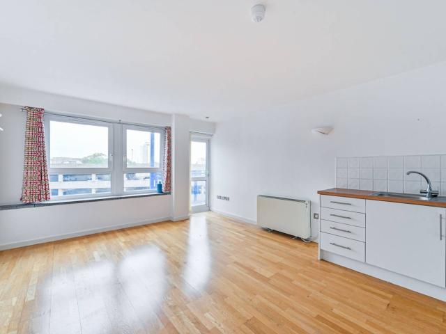 apartment in The Vista Building
