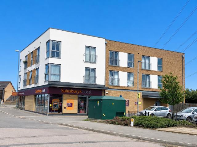 apartment in Trivia Close, Leighton Buzzard, LU7