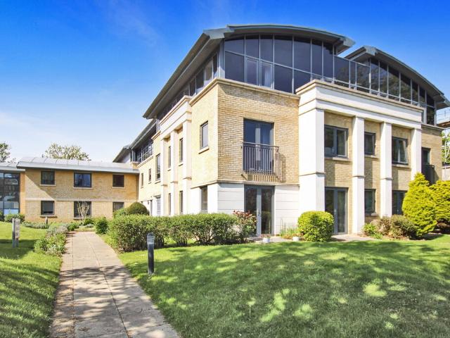 apartment in Union Place, Worthing, BN11 1AH