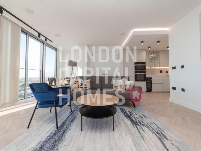 apartment in Valencia Tower, 3 Bollinder Place, London