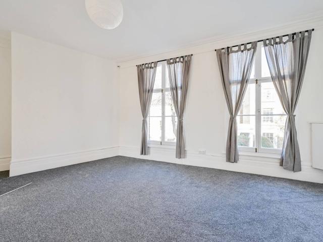 apartment in Vanbrugh Park