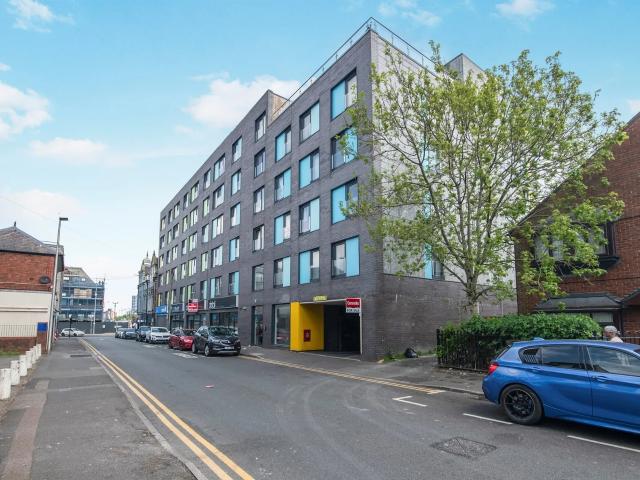 apartment in Victoria Court