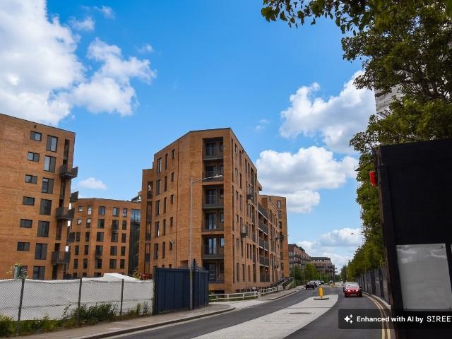 apartment in Victoria Road, Pyramid House, TN23