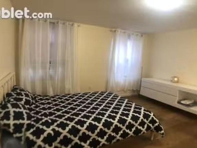Apartment in Village West