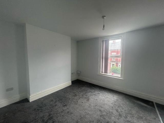 apartment in York Road, Hartlepool, TS26 8AW