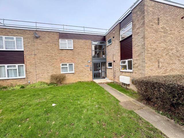 apartment in York Road, SG1