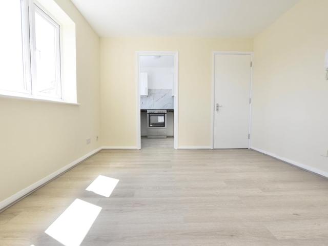 apartment John Williams Close, Surrey Quays, SE14