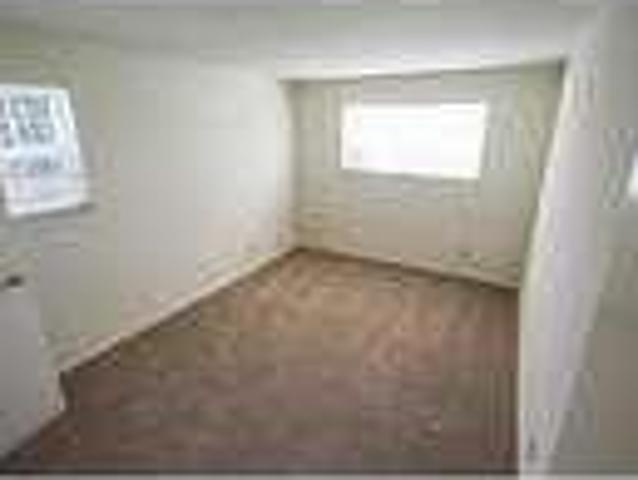 Apartment only for $915/mo. You Can Stop Looking Now. Pet OK!