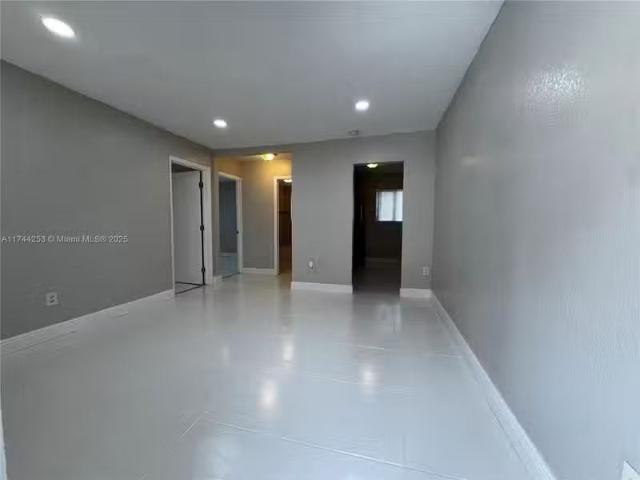 Apartment Opa Locka, FL 1920 Washington Ave #2