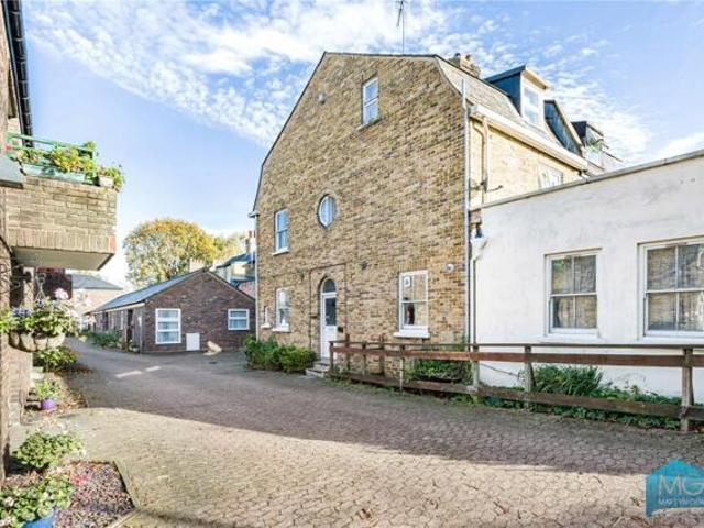 Apartment London Greater London LS99641800