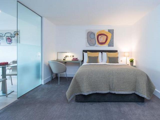 Apartment London London 65825969