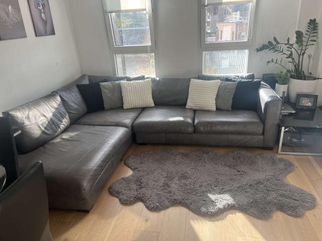Apartment London London 70477974